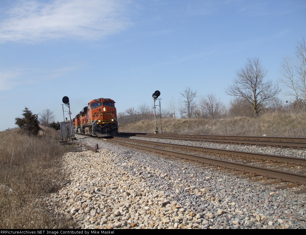BNSF 7334